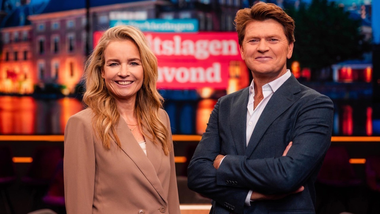 Daphne Lammers en Beau van Erven Dorens nemen presentatie van RTL de ...