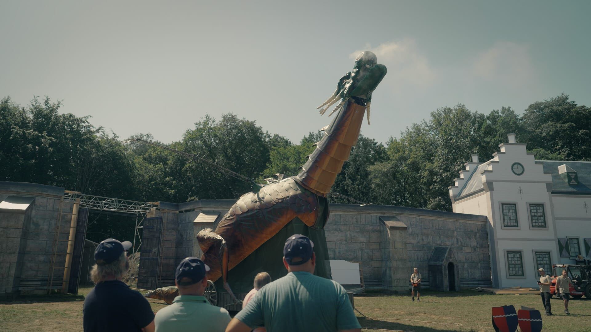 Een heel Limburgs dorp rukt uit voor het enorme theaterspektakel in de ...
