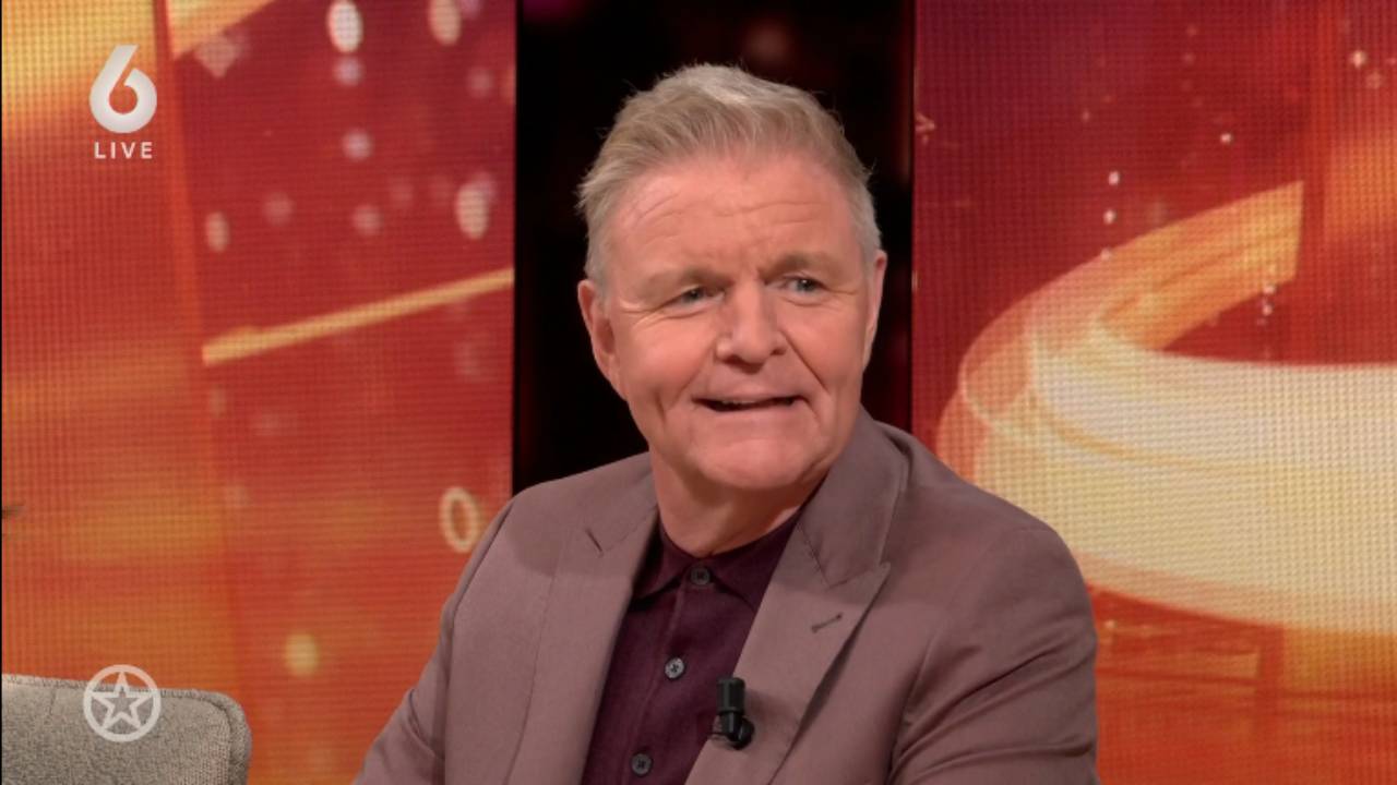 René Mioch na zware operatie terug bij Shownieuws: 'Ben bang geweest ...