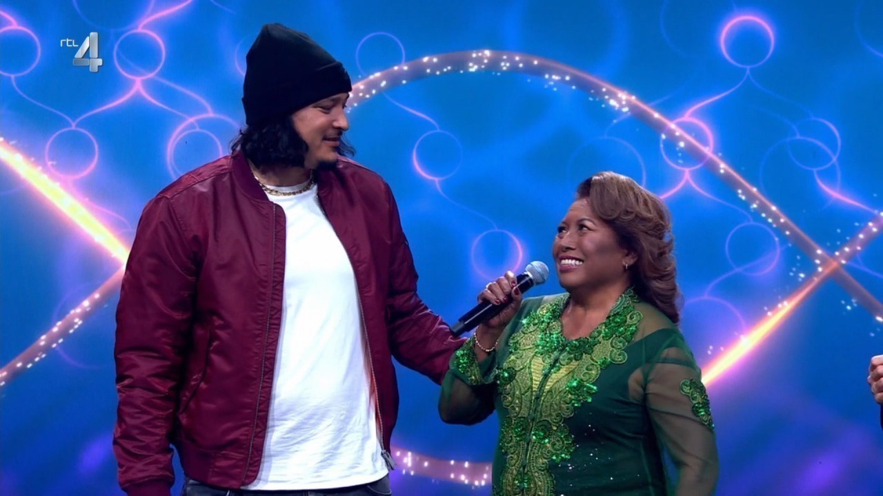 Kijkers verzot op stemgeluid van Joop in DNA Singers - TVgids.nl