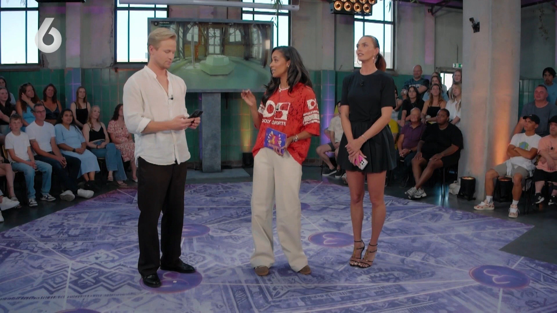 Kijkers unaniem kritisch over nieuwe SBS-zaterdagavondshow De volgers: 'Wat een flutformat ...