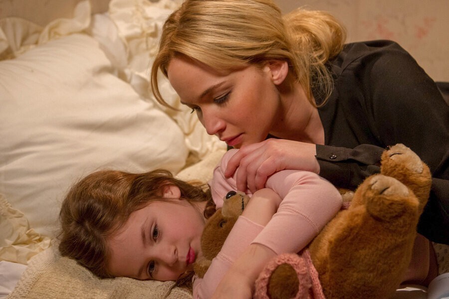 Jennifer Lawrence als uitvinder in dramafilm Joy - TVgids.nl