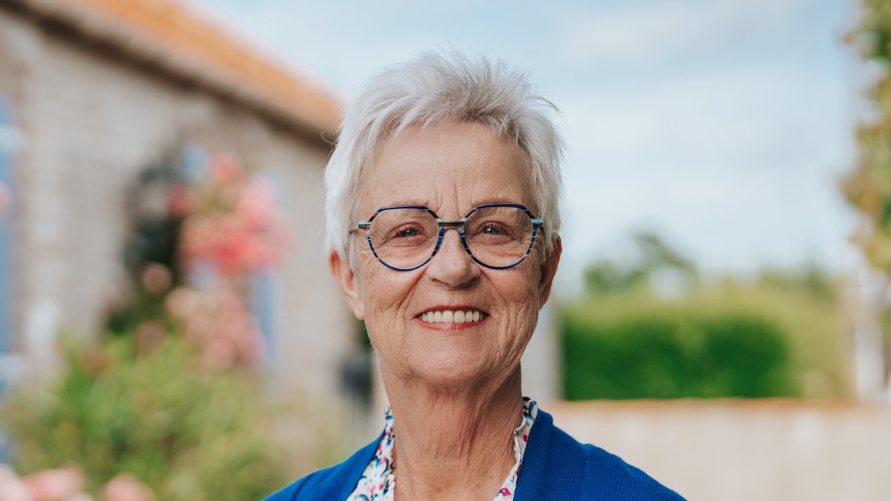 Ontdek nu alvast meer over Magda van der Linde (75) uit B&B Vol Liefde ...