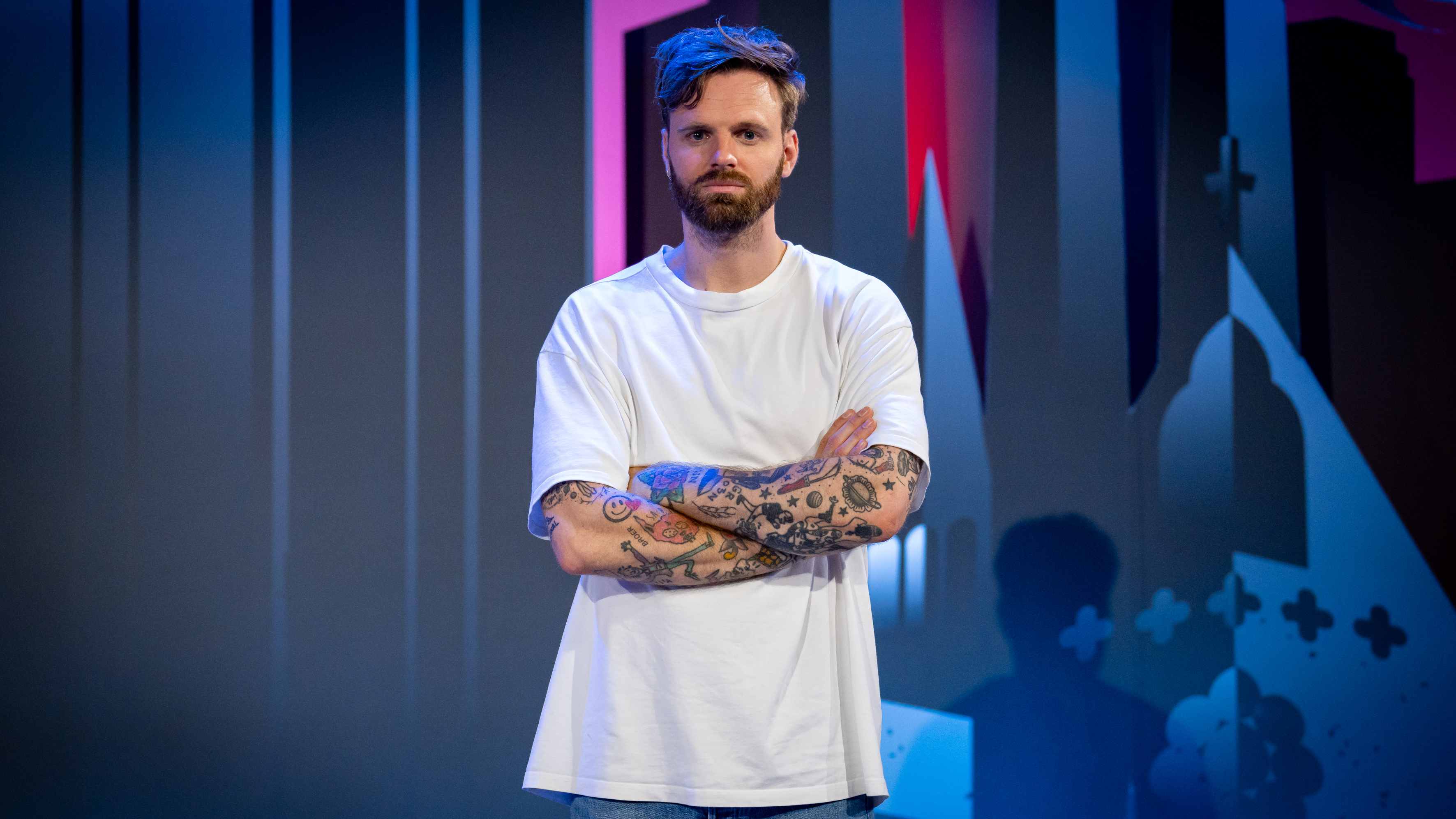 Tim Hofman aangevallen en bedreigd door realityster in nieuwe BOOS-uitzending - TVgids.nl