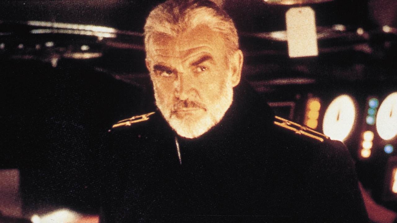 Sean Connery duikt onder als Sovjet-kapitein in de ijzingwekkende ...