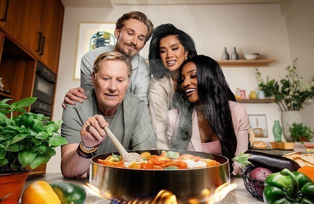 Nieuw programma Kom Je Bij Me Eten? VIPS met o.a. de Familie Kesbeke start binnenkort - TVgids.nl