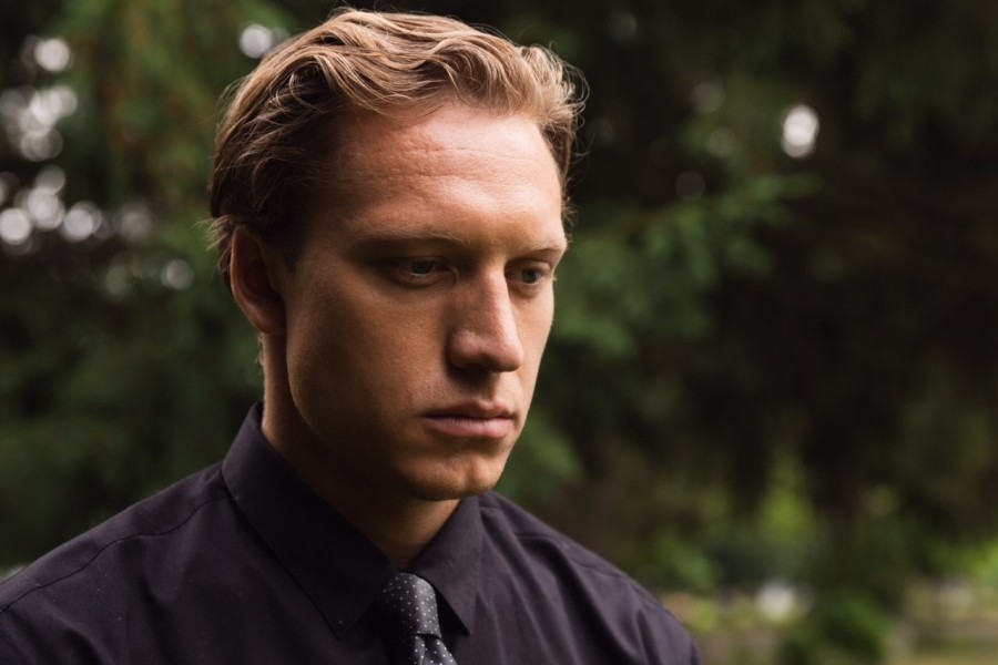 Burden (Film, Drama, 2022) kijken - TVgids.nl