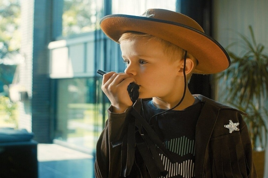 De Bellinga's: Huis op stelten (Film, Familie, 2022) kijken - TVgids.nl