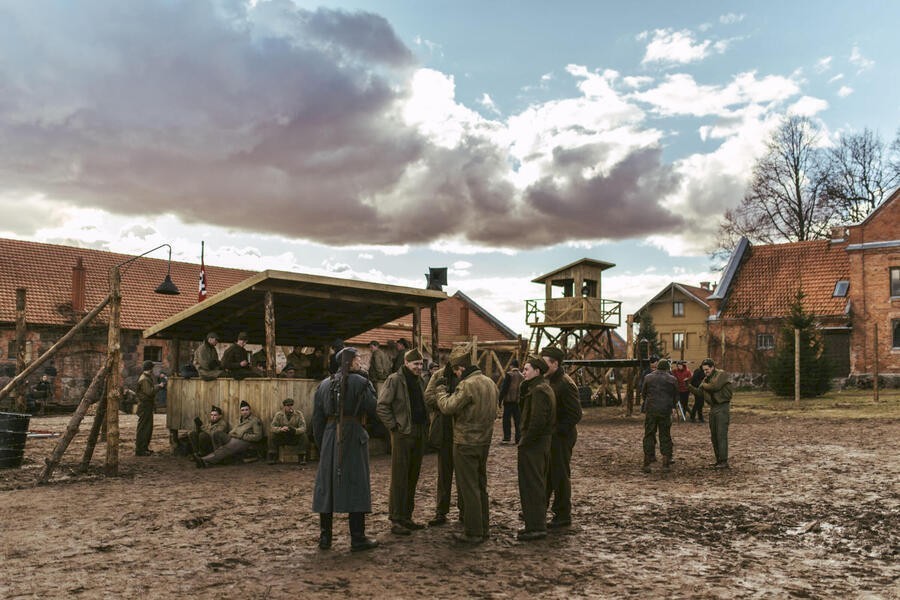 Instrument of War (Film, Drama, 2017) kijken - TVgids.nl