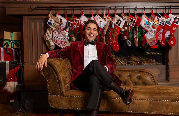 Mark Baanders krijgt dagelijkse kerstshow op NPO 3 - TVgids.nl