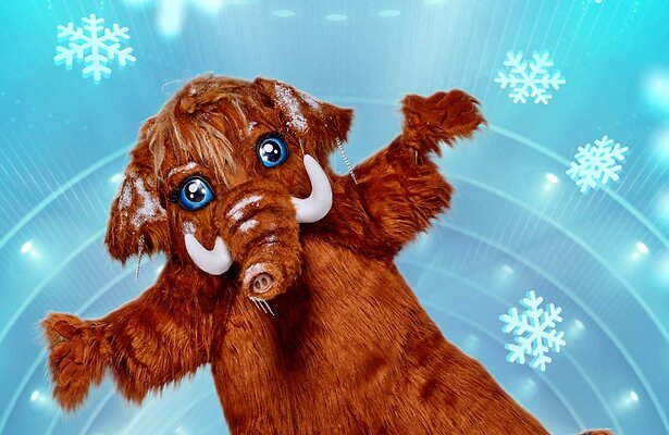 Wie vermomt zich als De Mammoet in The Masked Singer 2024? - TVgids.nl