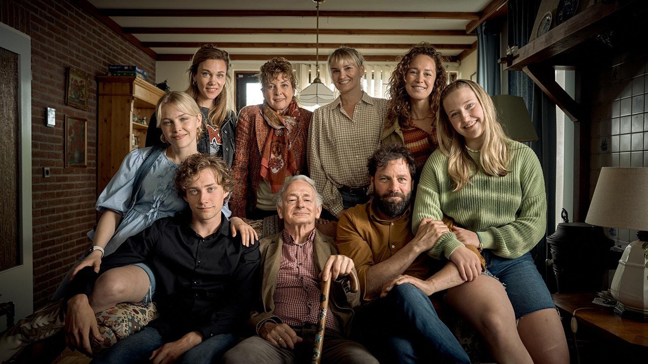 Nog meer nieuwe gezichten in Woeste Grond seizoen 3 en 4 - TVgids.nl