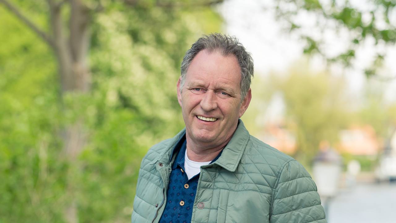 Piet Paulusma ook geëerd met eigen storm - TVgids.nl