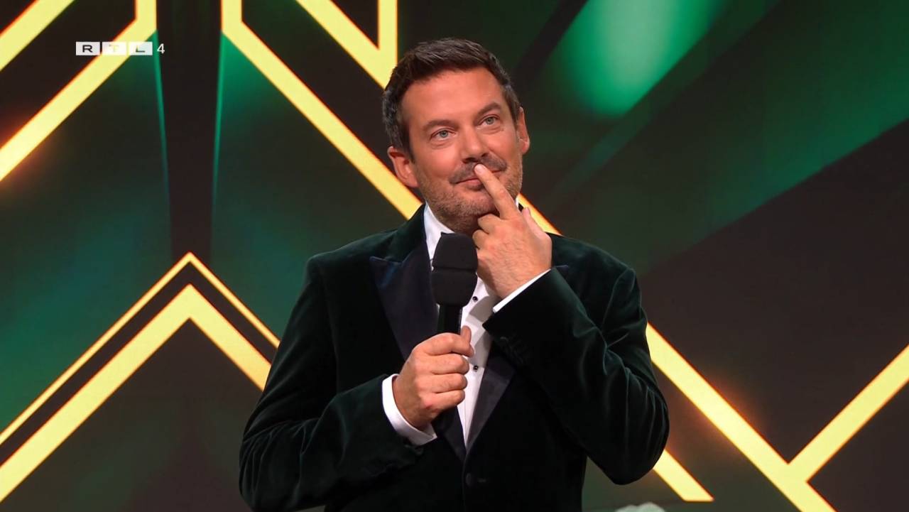 Dit zijn de afvallers van de vierde aflevering van The Masked Singer ...