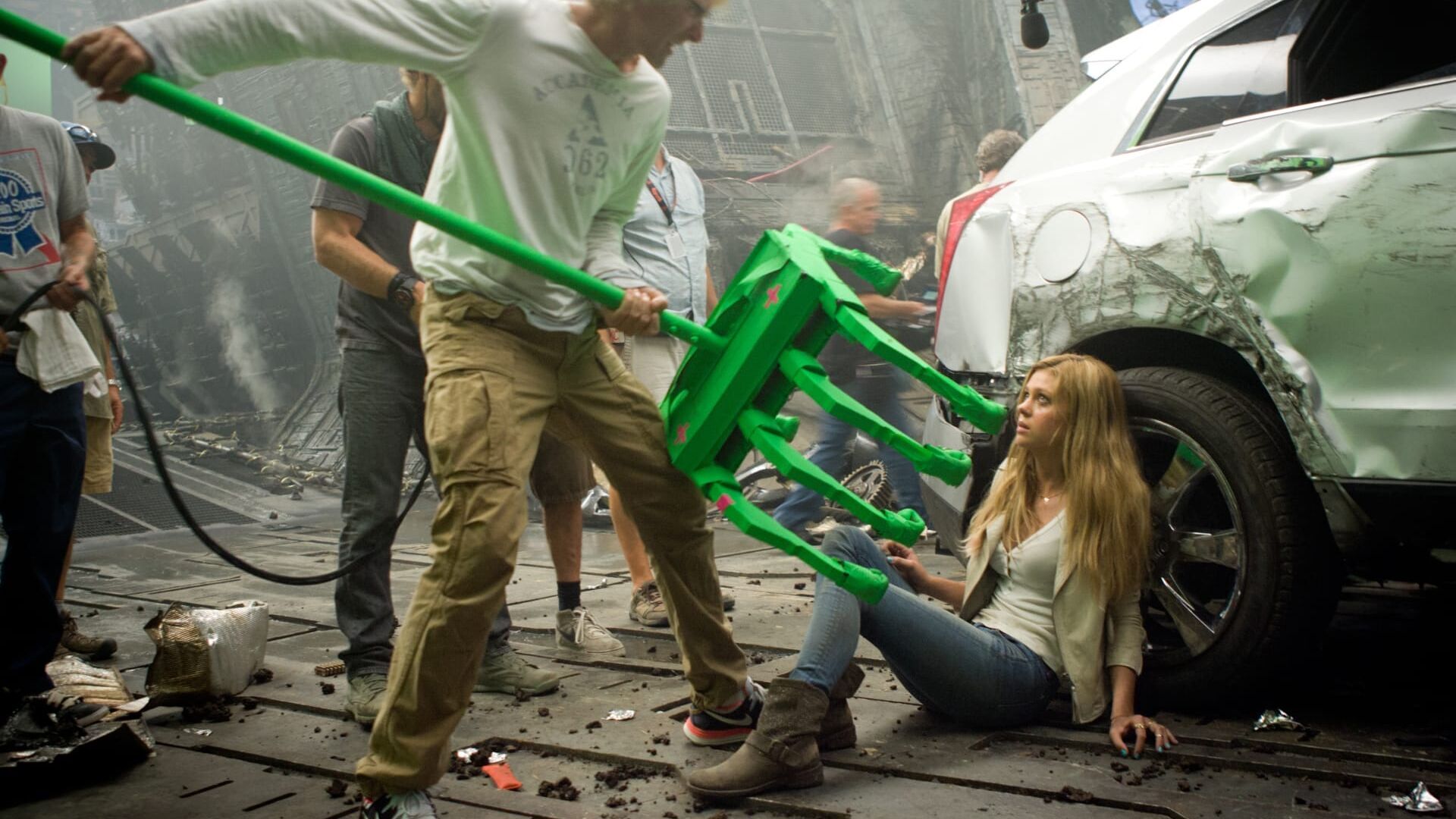 Mark Wahlberg neemt het over van Shia LaBeouf in Transformers: Age of ...