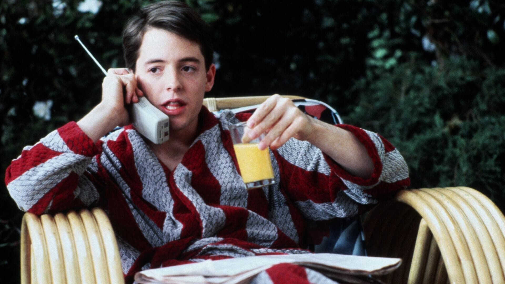 Matthew Broderick heeft even geen verplichtingen in Ferris Bueller's ...