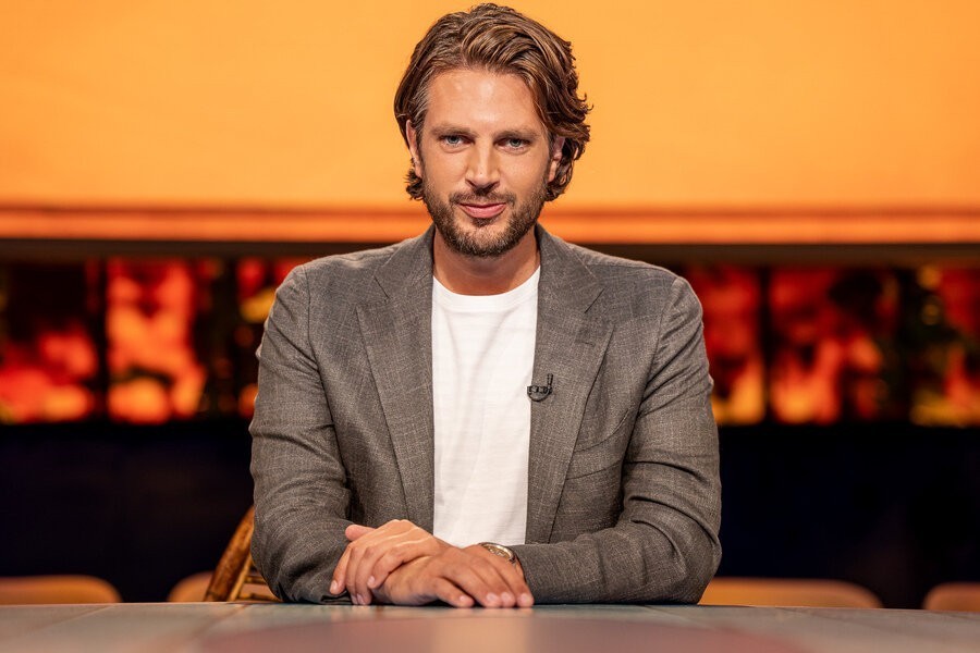 Renze Klamer is terug op de zondagavond van RTL4 - TVgids.nl