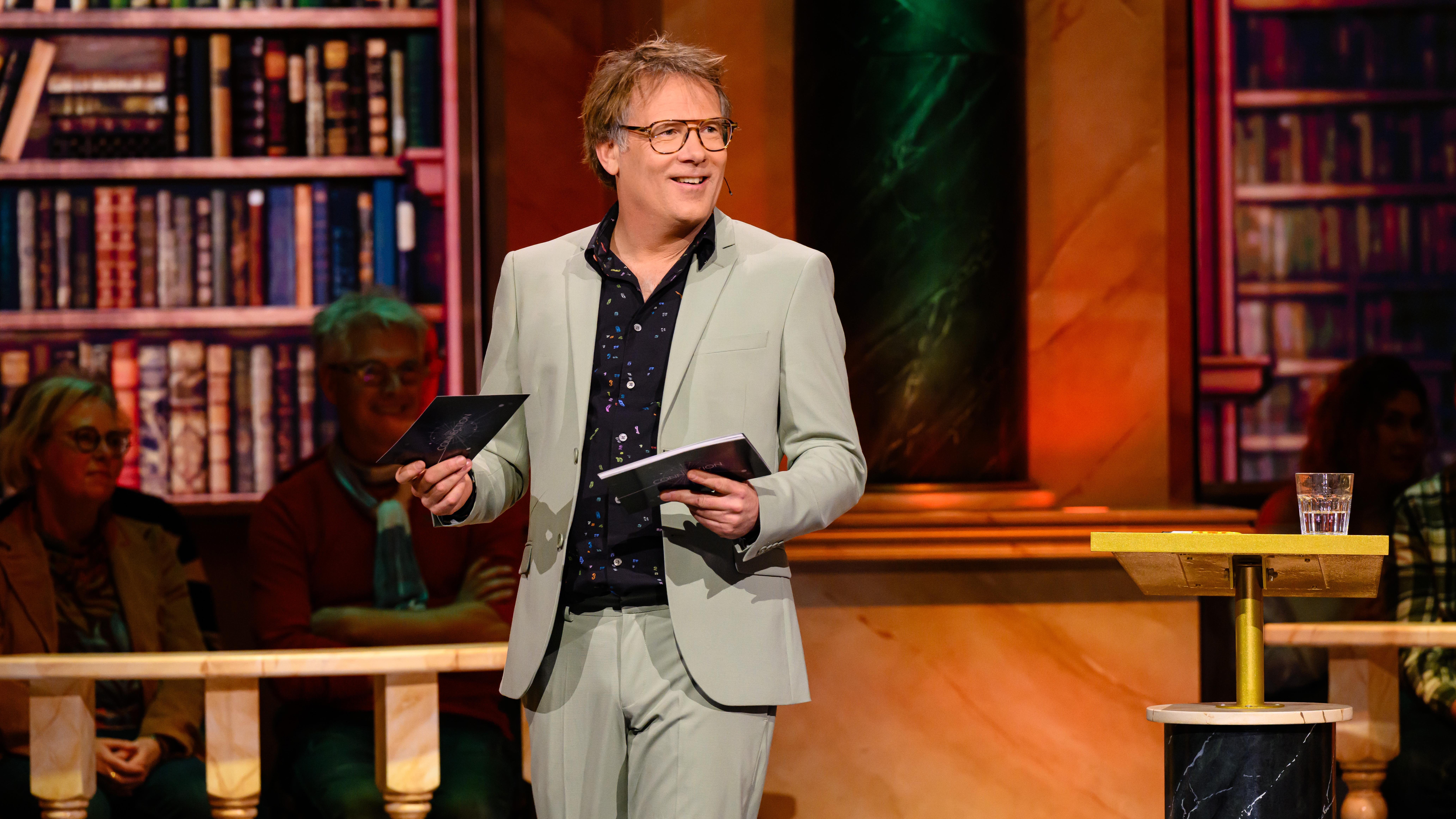 De TV van gisteren: NPO wint overtuigend op zaterdagavond - TVgids.nl