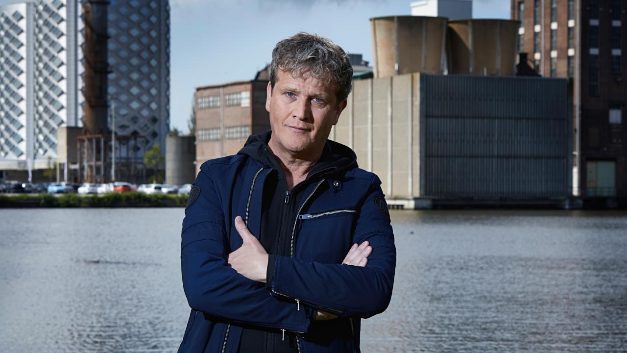 Alberto Stegeman gaat ver voor opnames Undercover in Nederland: 'Alles ...