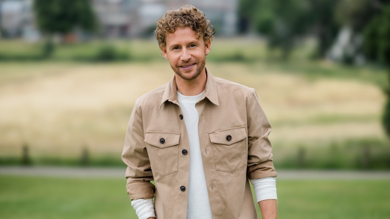 Goed nieuws voor kijkers van Bureau-serie van Ewout Genemans - TVgids.nl