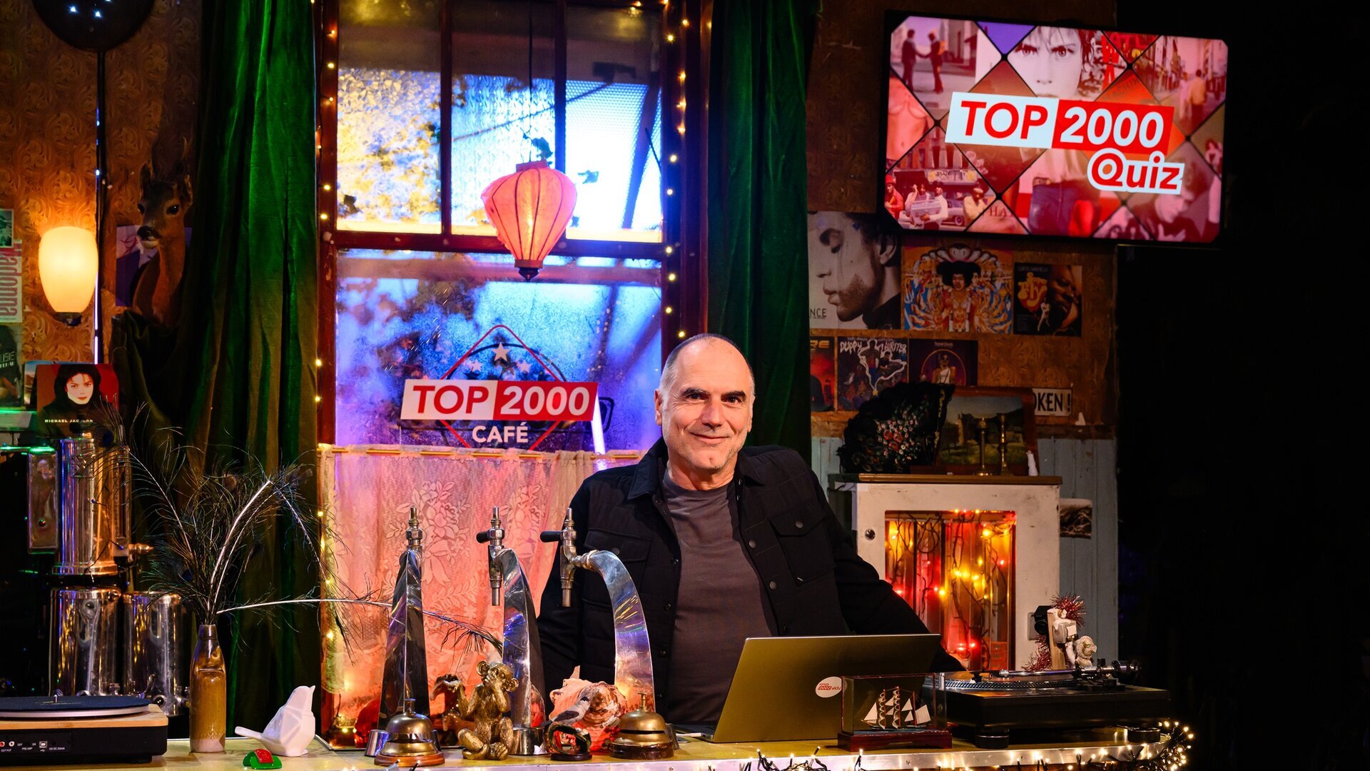 Samuel Welten en Marjolein Moorman testen hun popkennis in de Top 2000 ...