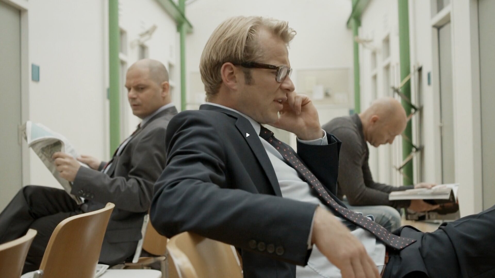 NPO 3 zendt het allereerste seizoen van Sluipschutters opnieuw uit ...