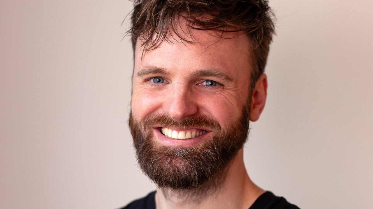 Tim Hofman nog niet klaar met Over Mijn Lijk: 'Het is onderdeel van ...
