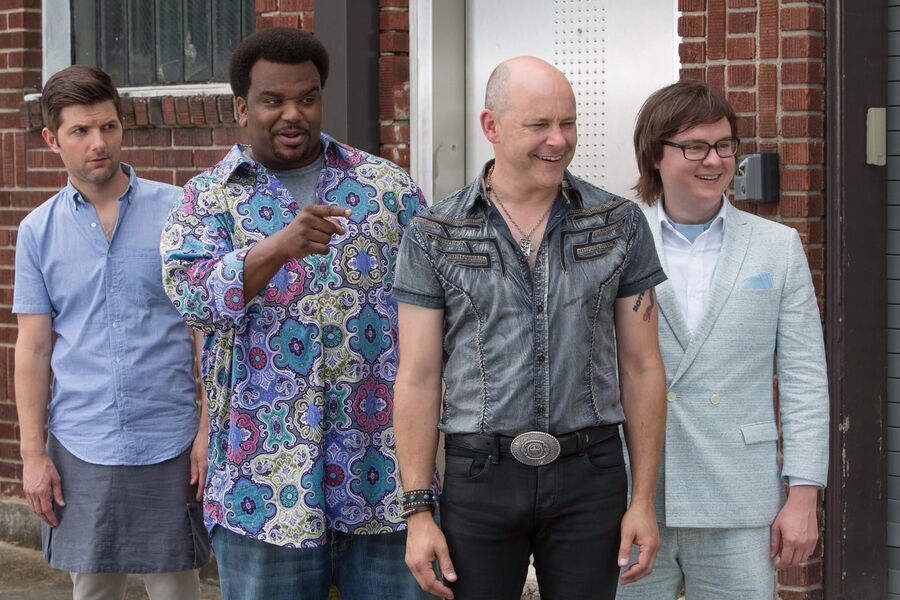 Rob Corddry reist weer door de tijd in Hot Tub Time Machine 2 - TVgids.nl