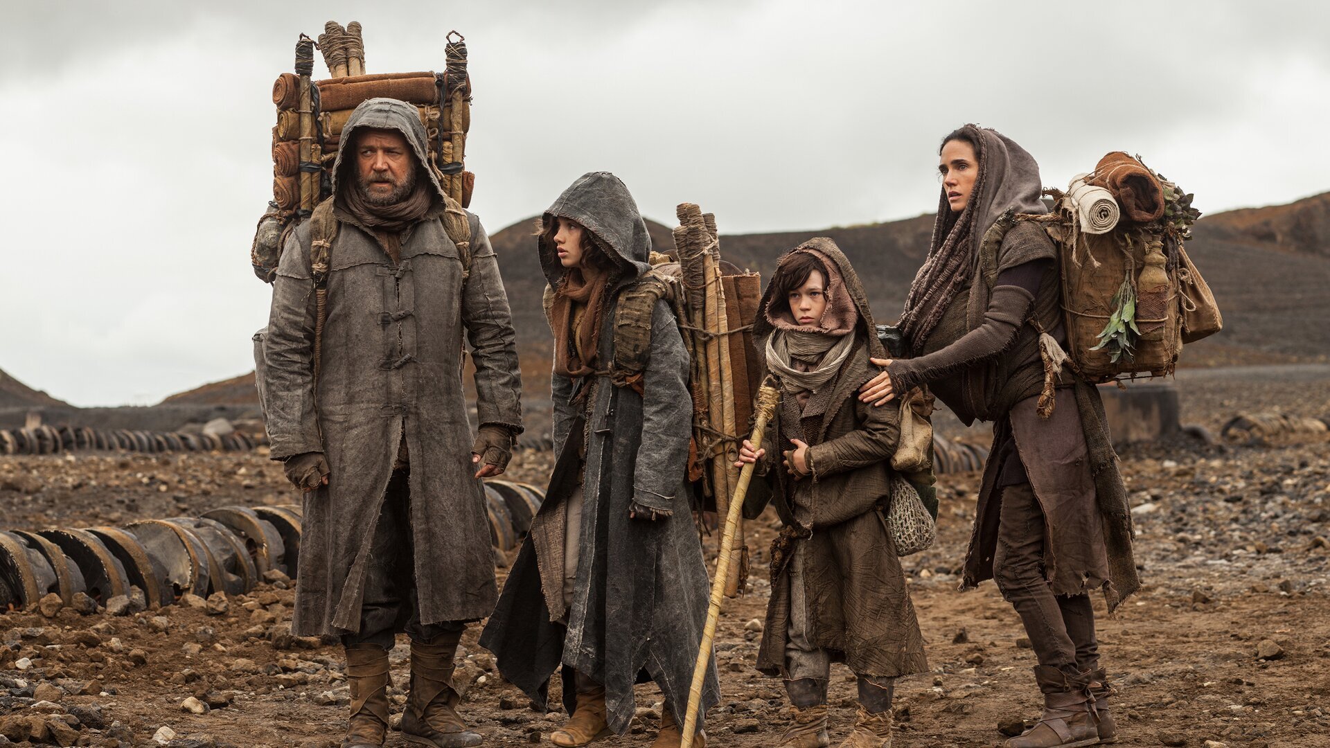 Russell Crowe bouwt een mega-ark in Noah - TVgids.nl