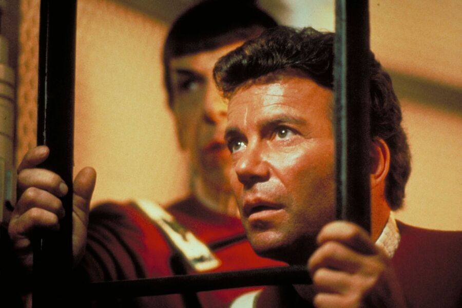 William Shatner staat oog in oog met het verleden in Star Trek II: The ...