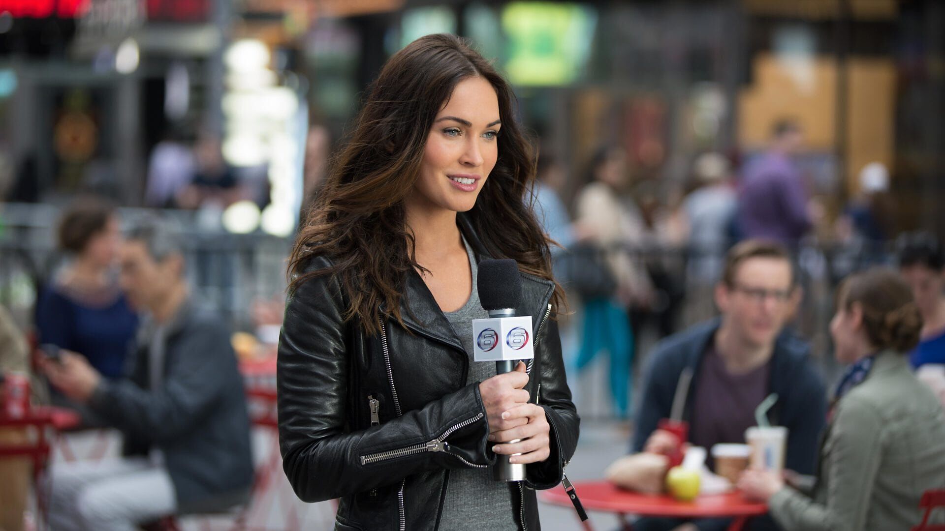 Megan Fox en de strijd tegen Shredder in Teenage Mutant Ninja Turtles ...